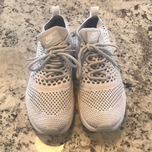 Nike Shoes for Women | Poshmark